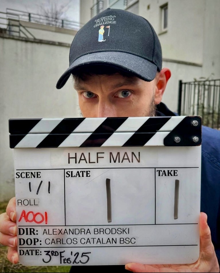 Después de «Bebé Reno», Richard Gadd vuelve con la brutal «Half man ...